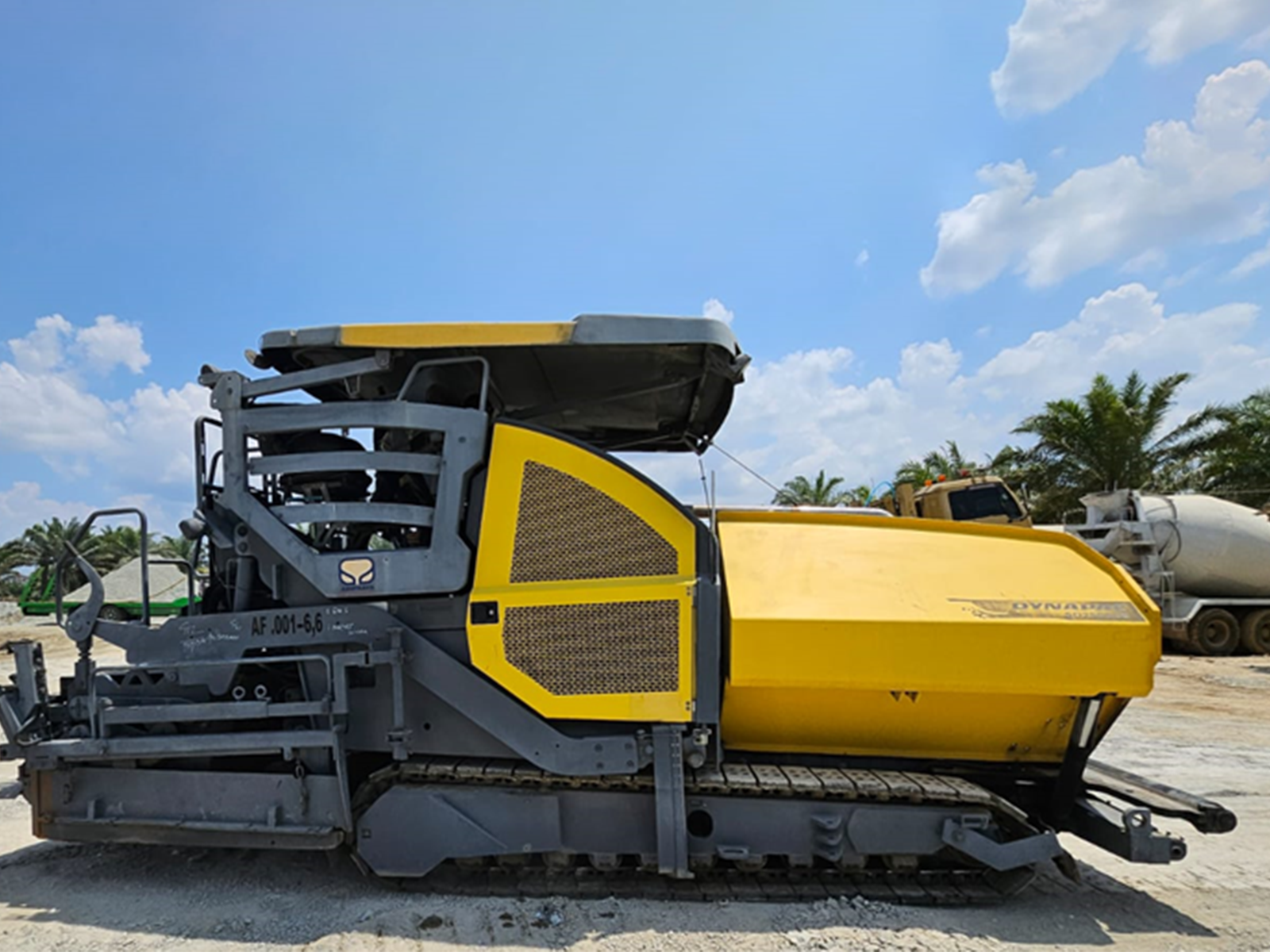 Asphalt Finisher | Brantas Abipraya