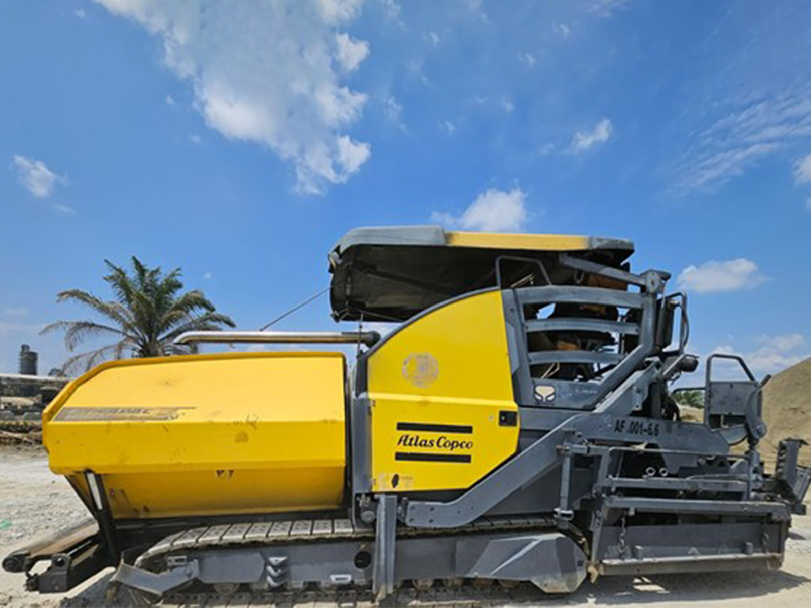 Asphalt Finisher | Brantas Abipraya