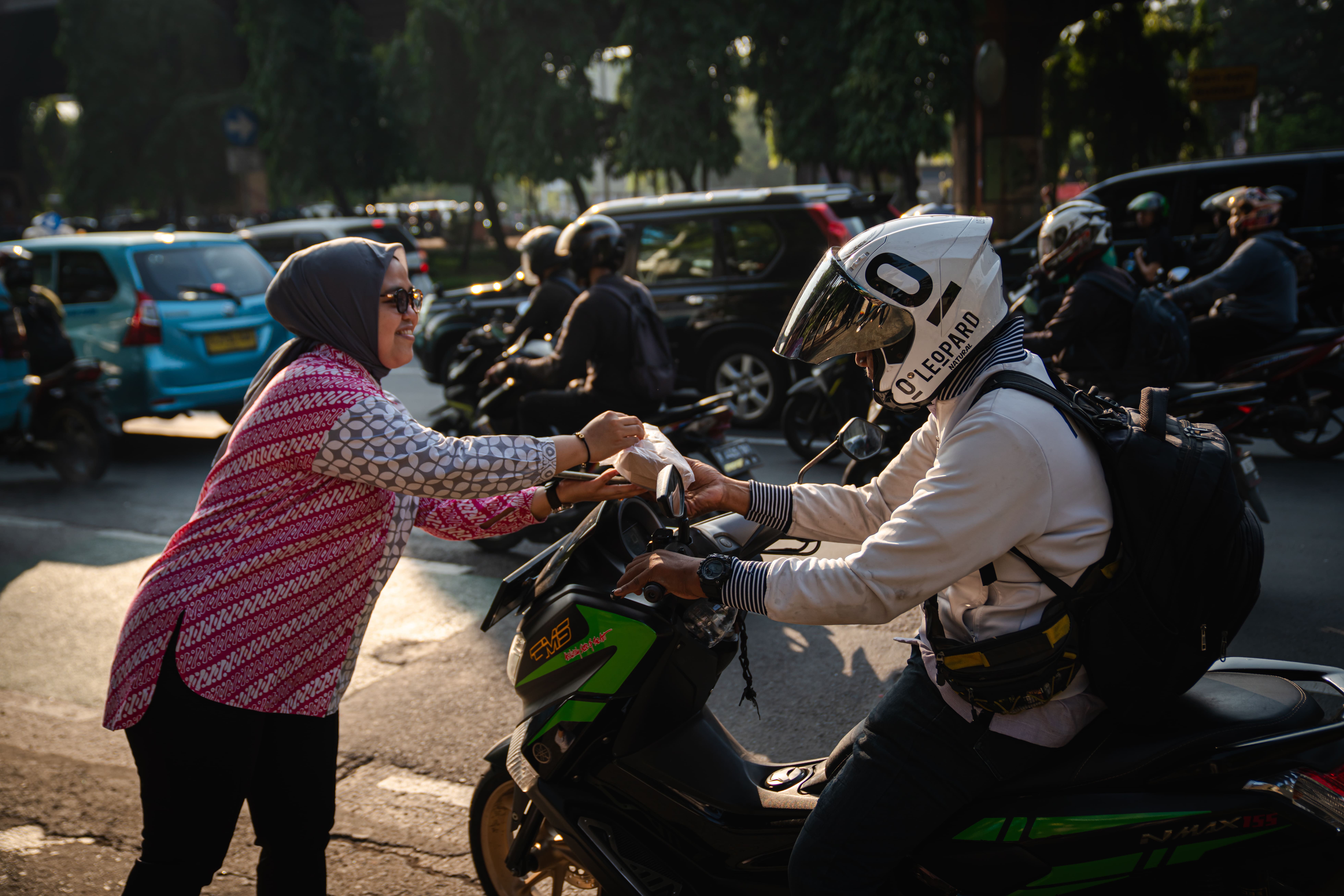Jumat Berkah Srikandi Brantas Abipraya untuk Masyarakat Sekitar ...